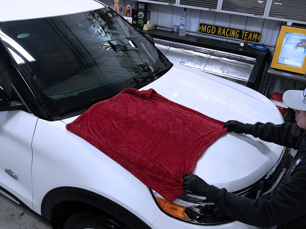 The Best Way to Dry a Car Without Scratching